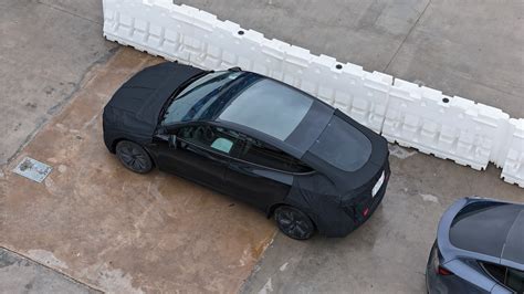 据称最便宜的特斯拉 Model 2 以更小的伪装 Model Y 外型出现在德克萨斯州的 Giga 展会上 Notebookcheck