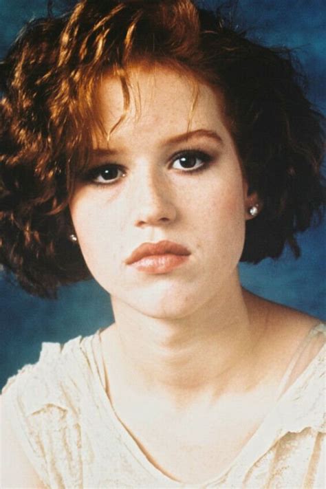 Gorgeous Portrait Photos Of American Actress Molly Ringwald In The