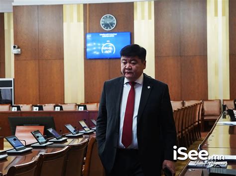 ШУУД Г Занданшатарыг огцруулах асуудал ыг хэлэлцэх ТББХ ны ирц бүрдээгүй тул хурлыг хаалаа