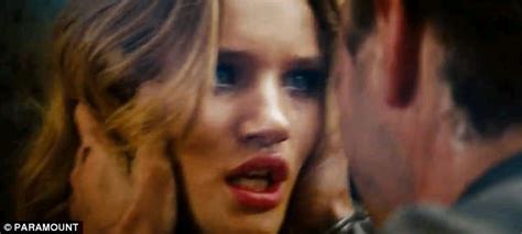 Transformers Mikaela And Sam Kiss