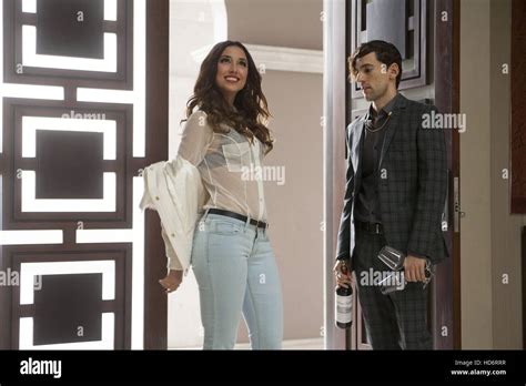 Club De Cuervos L R Sofia Sisniega Luis Gerardo Mendez Season 1