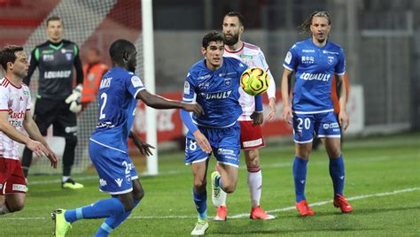 L AJ Auxerre doit rebondir face à l AC Ajaccio pour la e journée de Ligue ici