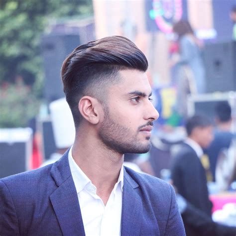 Mankirt Aulakh Cutting Photos Captions Couples