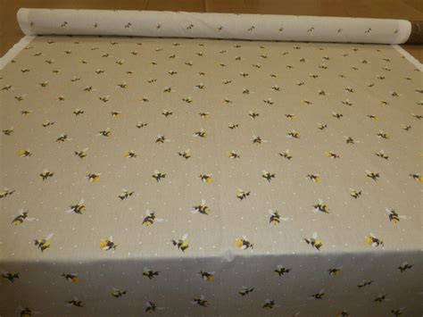 Honeybee By Fryetts 100 Cotton Print Fabric Ellbee Fabrics