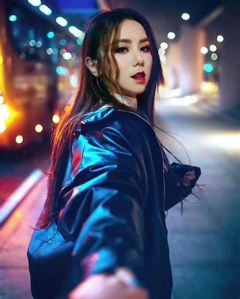 Pin By Ying Sum On 名人 Music Pictures Singer Japanese Beauty