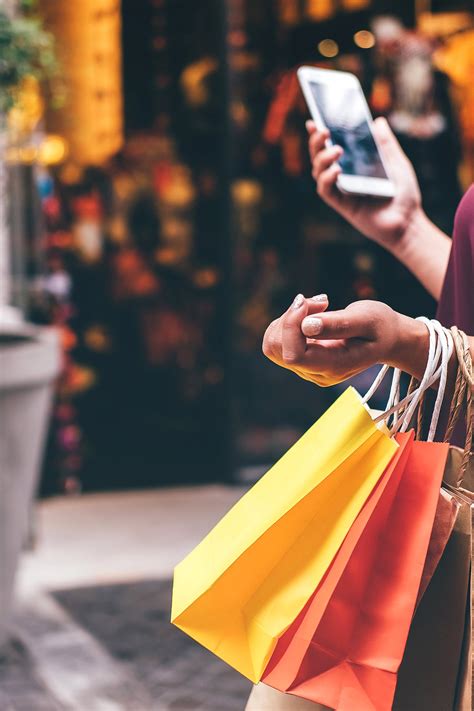 La guía práctica para hacer del shopping una experiencia única Vogue