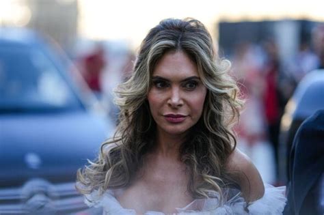 Robbie Williams And Aya Field Open Up About Sexless Marriage Hot