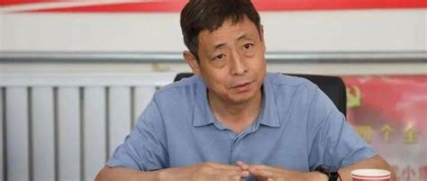 大兴区政协副主席冯波深入礼贤镇伍各庄村督导检查疫情防控并与“两委”班子座谈工作风险礼贤镇