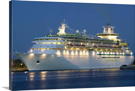 Bahamas New Providence Island Nassau Port Of Nassau Cruise Ship