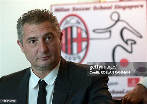 168 Daniele Massaro Ac Milan Photos And High Res Pictures Getty Images