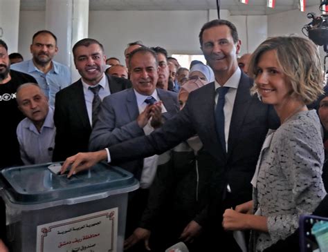 Syrians Vote In Election Set To Extend Al Assads Grip On Power
