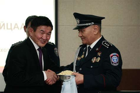 Монгол улсын гавьяат хуульч Д Алтангэрэлд хүндэтгэл үзүүллээ