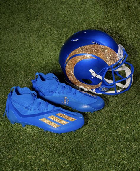 Odell Beckham Jr Has 1494 Diamonds On Shoe Surgeon Super Bowl Cleats