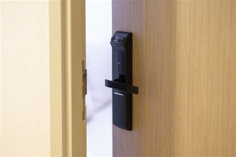 Why Choose Electric Locking Systems