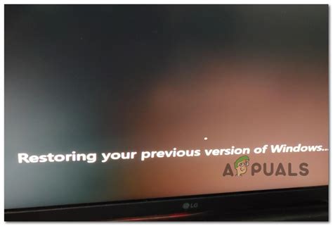 FIX Windows 11 Stuck At Restoring Your Previous Version Of Windows