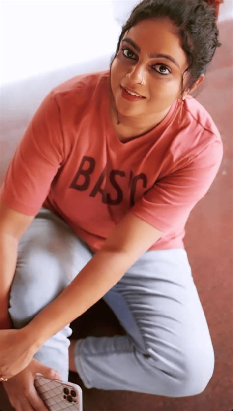 Aswathi Sreekanth ️💛 R Malluhorny