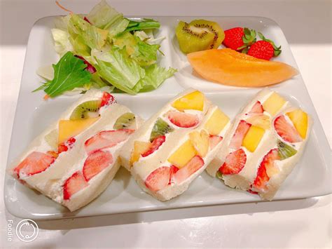 《도쿄 카페 탐방》 4가지 과일이 들어간 사치의 과일 샌드위치 도쿄여행 Go Tokyo 한국어