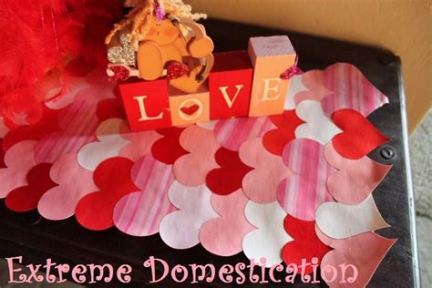 Extreme Domestication No Sew Valentine S Table Runner