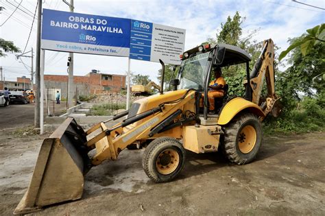 Prefeitura do Rio entrega duas praças e inicia novas obras do Bairro