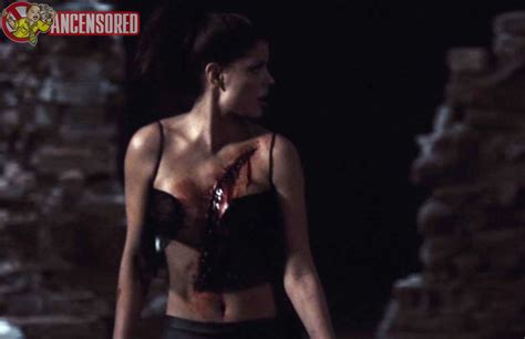 Ileana Lazariuc Nue Dans Attack Force