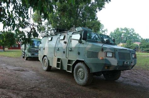 នាយឧត្តមសេនីយ៍ ហ៉ីង ប៊ុនហៀង ដឹកនាំកម្លាំងទ័ព៥០០នាក់ និងអាវុធ២០០ដើម បានមកដល់ព្រំដែនជាប់វៀតណាមហើយ