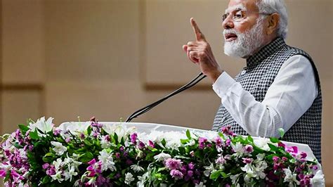Pm Modi Lays Foundations Stones For Maruti Suzukis New Plants In