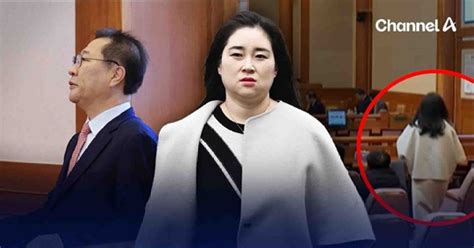 김계리 변호사 박성재 탄핵심판 첫 변론에 등장 현장영상