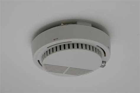 How To Test A Smoke Detector