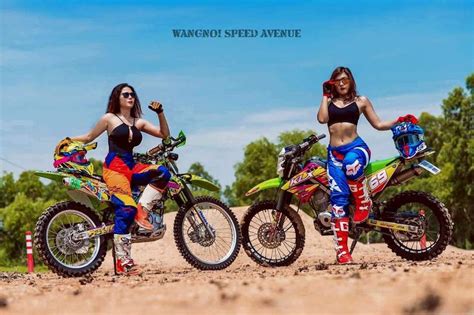 babe RC Club รอนจรงๆ สวสดเพอนๆ อากาศชวงนมนรอนจรงๆ แตสาวๆรอนกวาเยอะ