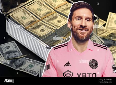 Lionel Messi Avec Le Maillot Inter Miami Et Des Billets En Dollars