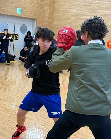 東海大学付属熊本星翔高校ボクシング部 練習後のアイシングの様子 運動直後の熱感を持った筋肉を適度に冷やしてます。明日も最高のパフォーマンス