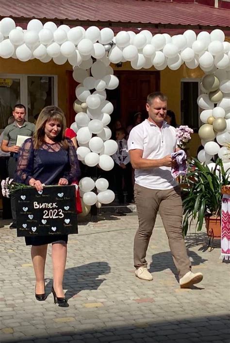 Свідоцтва про повну загальну середню освіту сьогодні отримали ще 26 випускників Сокирянської