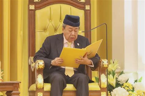 Sultan Titah Rakyat Eratkan Perpaduan Elak Sentuh Sensitiviti Agama Kaum
