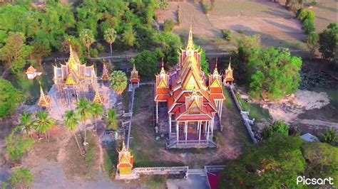 ទិដ្ធភាពដ៏ស្រស់ស្អាត់ វត្តវារីផាសុខារាមហៅវត្តទឹកជុំ ភូមិទឹកជុំ ឃុំអភិវឌ្ឍន៍ ស្រុកទឹកផុស ខេត្តក