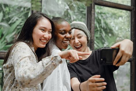 Candid Adalah Definisi Dan Tips Untuk Mendapatkan Foto Candid Terbaik