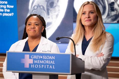 Greys Anatomy” Arizona Robbins Returns And Questions If Bailey Has