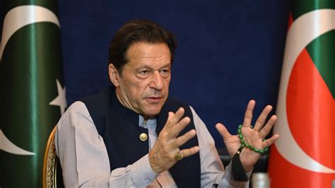 باكستان قبول طعن عمران خان في الحكم بسجنه 14 عاما