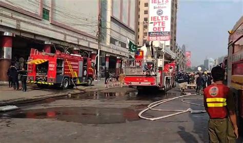 Nine Dead Several Injured As Fire Erupts In Karachis Shopping Mall