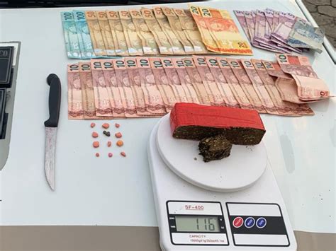 Homem de anos é detido comprimidos de ecstasy na Prainha em Blumenau