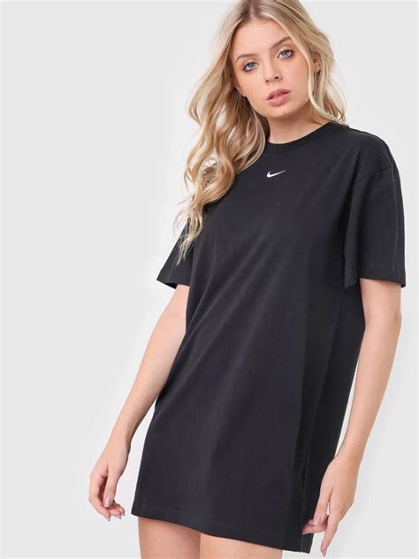 تیشرت نایک زنانه مدل Sportswear نایک اصل