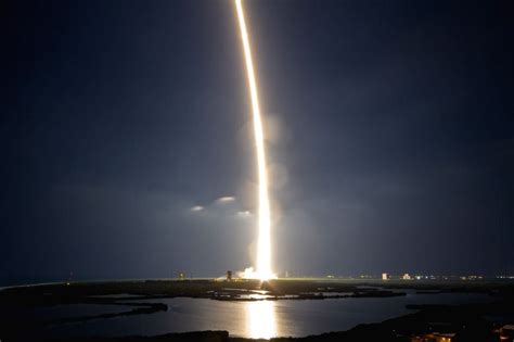 Free Photo Spacex Launches 51 Starlink Satellites In Its 40th Mission