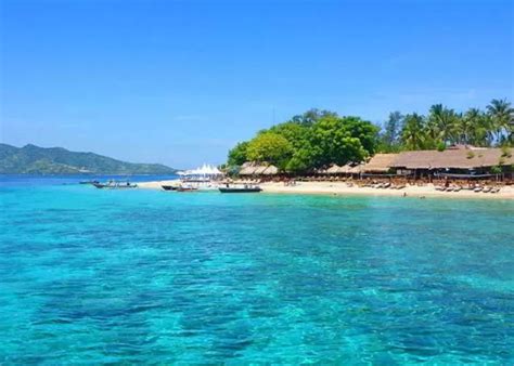 Eksplorasi Surga Pantai Di Sekitar Lombok Lima Destinasi Wisata Alam
