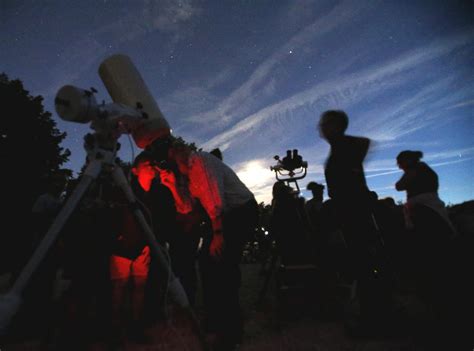 Traves La tête dans les étoiles