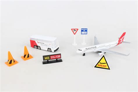 Qantas Small Playset Diecast Airplane Store
