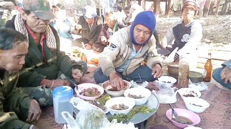 ລະປືບຂອງຊົນເຜົ່າບຣູບທາງເມືອງພະລານໄຊແຂວງສະຫວັນນະເຂດ ละปืบของชนเผ่าบูรทาง