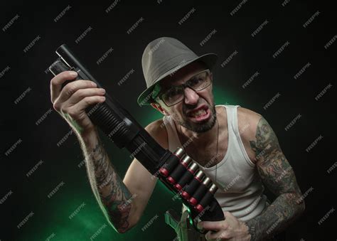 Shotgun Pose