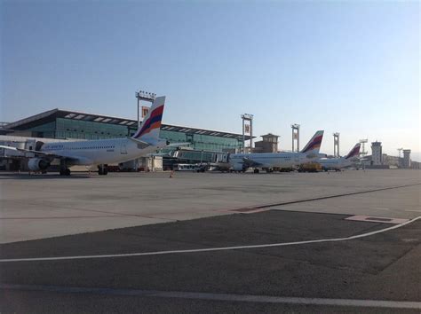 Air Armenia and Airport of Yerevan | Yerevan Zvartnots Inter… | Flickr
