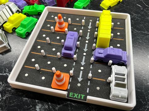 travel box for rush hour logical game with cars por yurii morozov
