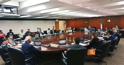 Consejo De La Magistratura Suspendieron Al Padre De Los Dos Empleados