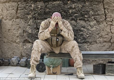 Suicides Among Military Service Members Drop 22 This Year Daily Mail